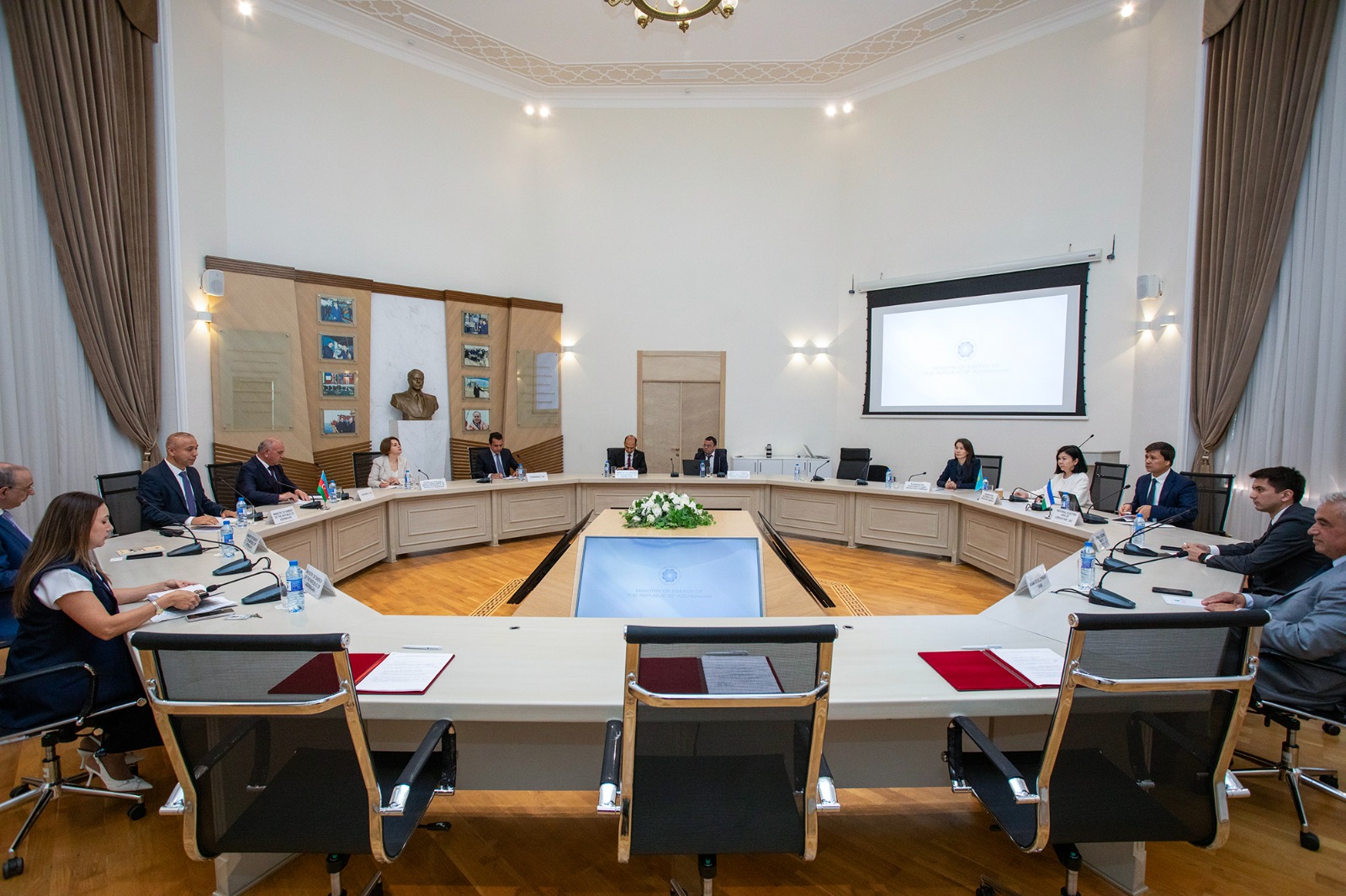 Joint venture set up for Azerbaijan-Central Asia Green Energy Corridor ...